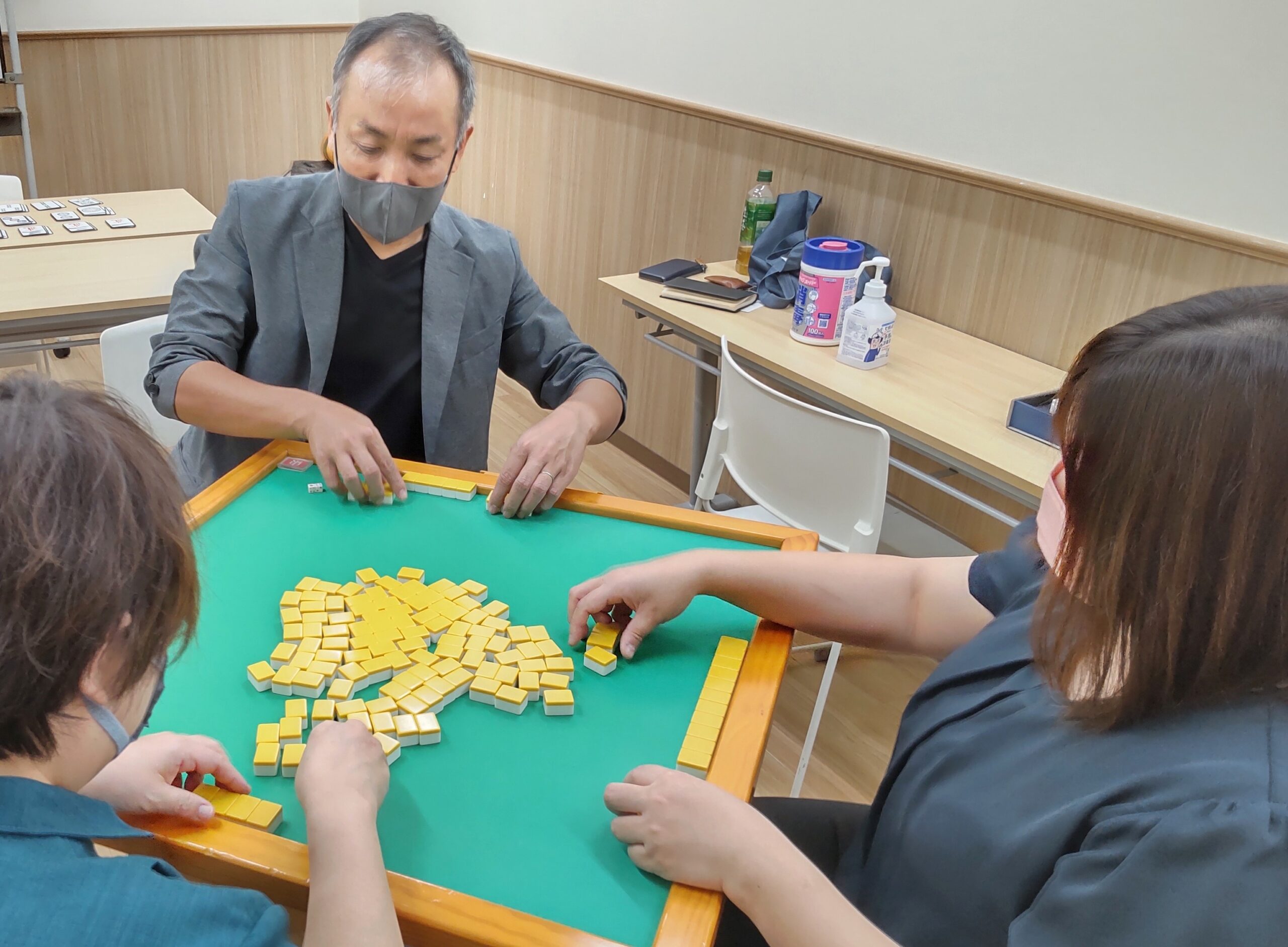 【初心者からできるマージャン教室】脳トレ!健康マージャンのレッスンの様子をご紹介!【mpc小松】 石川エリア Blog|ミュージック